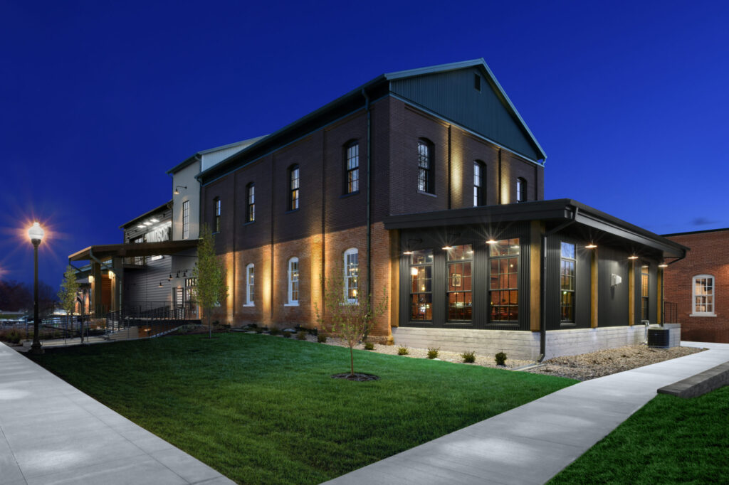 Innovative Solutions from Saunders Construction