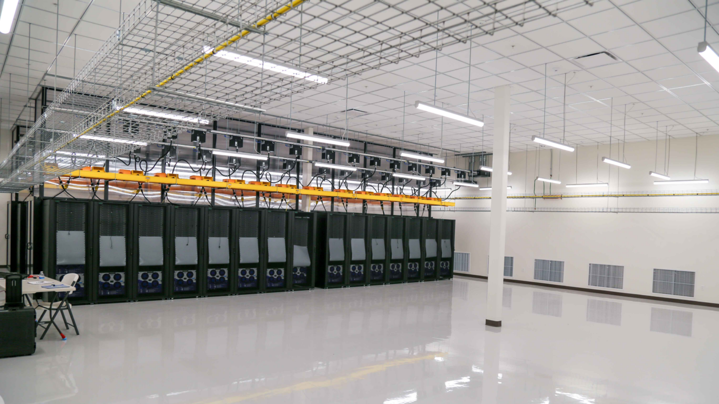 Confidential Non-profit Client Data Center | Saunders